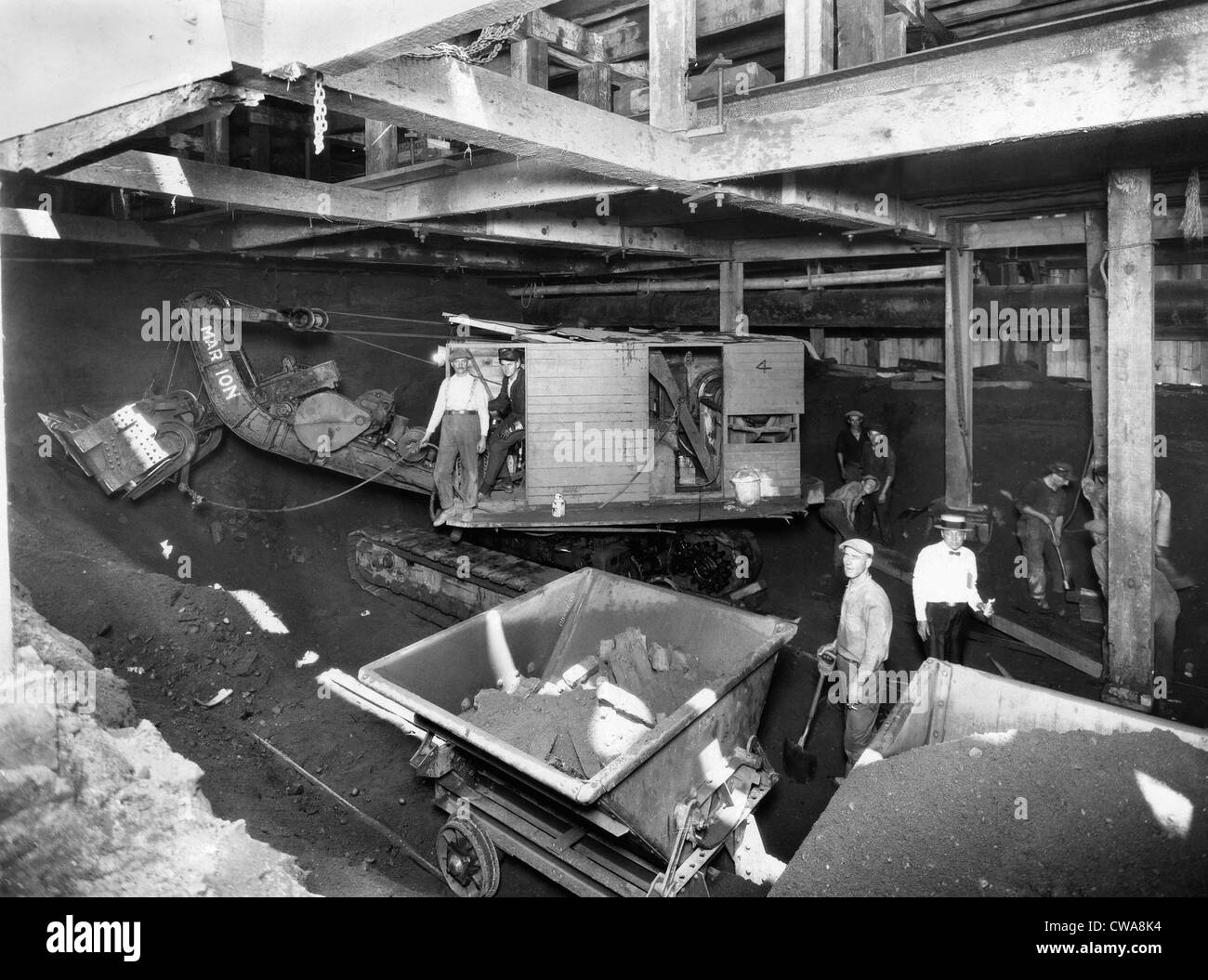 1920s candid hi-res stock photography and images - Alamy