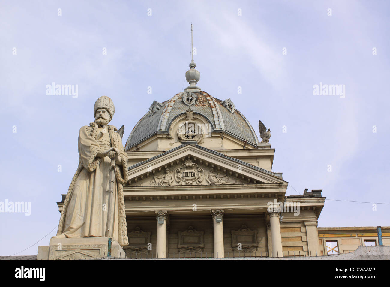 Bucharest Statue High Resolution Stock Photography and Images - Alamy