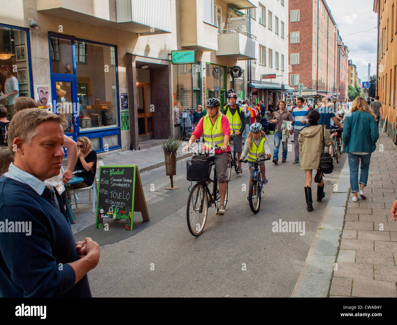 Saturday in Stockholm district of SoFo, South of Folkungagatan on Söder ...