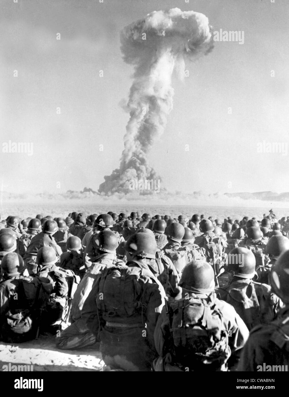 Atomic bomb test soldiers hi-res stock photography and images - Alamy