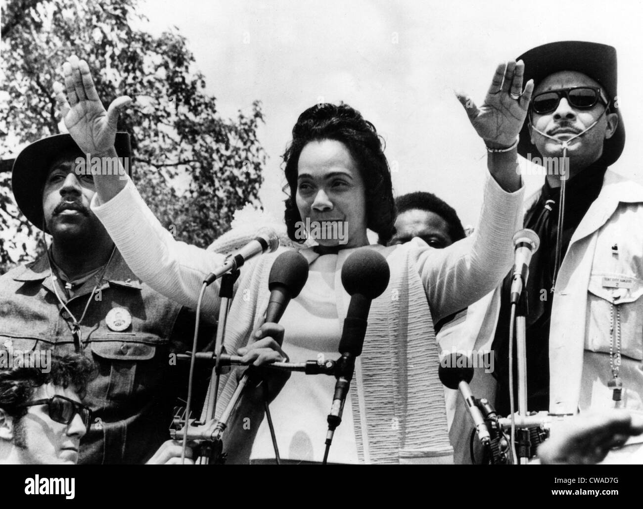 Coretta Scott King at anti Vietnam War rally on Ellipse across from ...