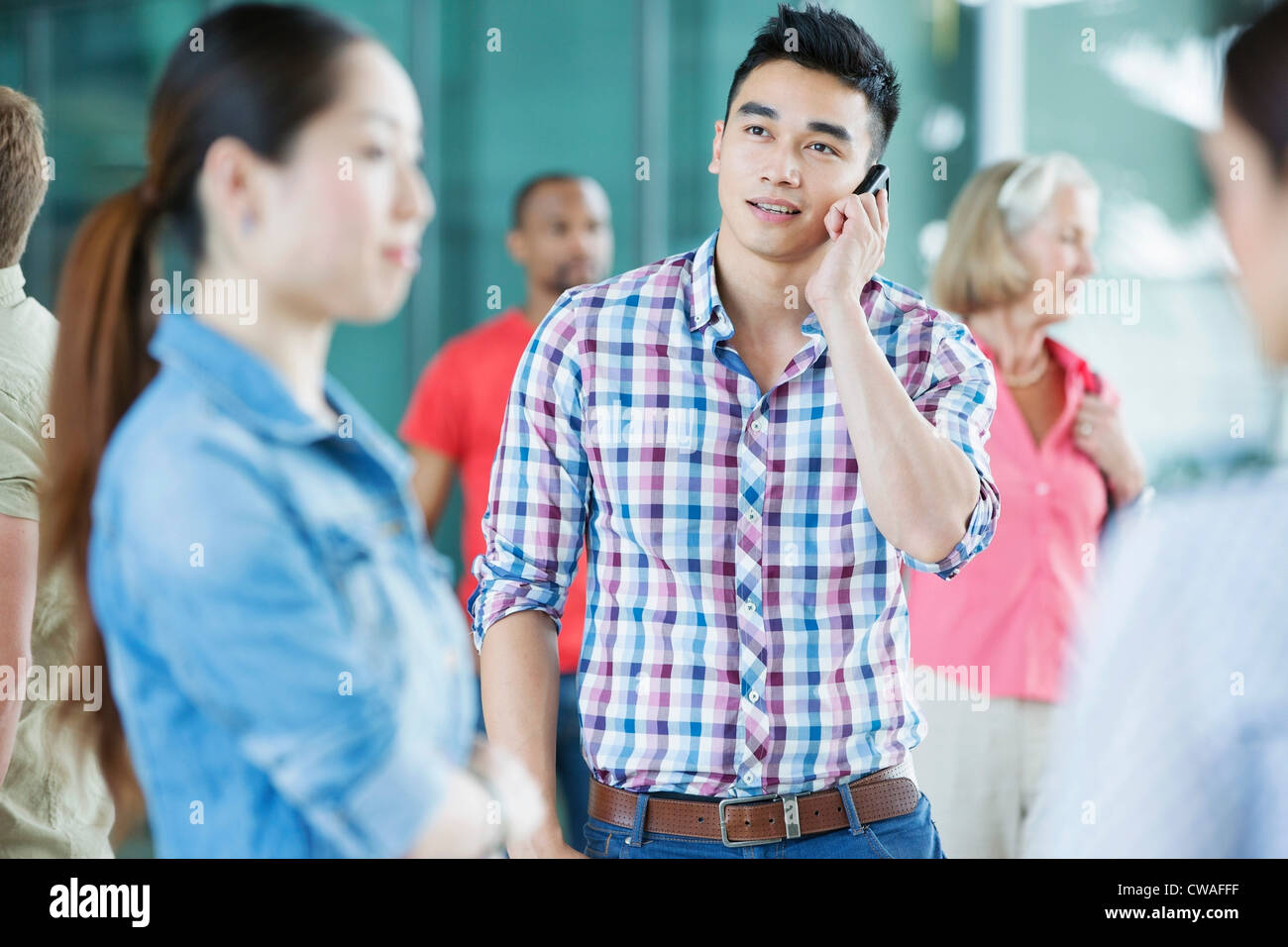 Crowd interaction hi-res stock photography and images - Alamy
