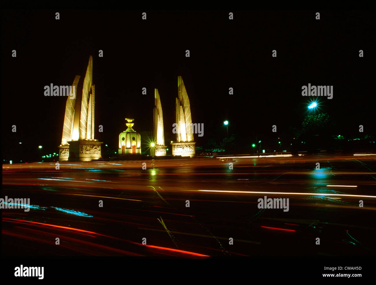Nighttime traffic on the Democratic Circle Stock Photo - Alamy