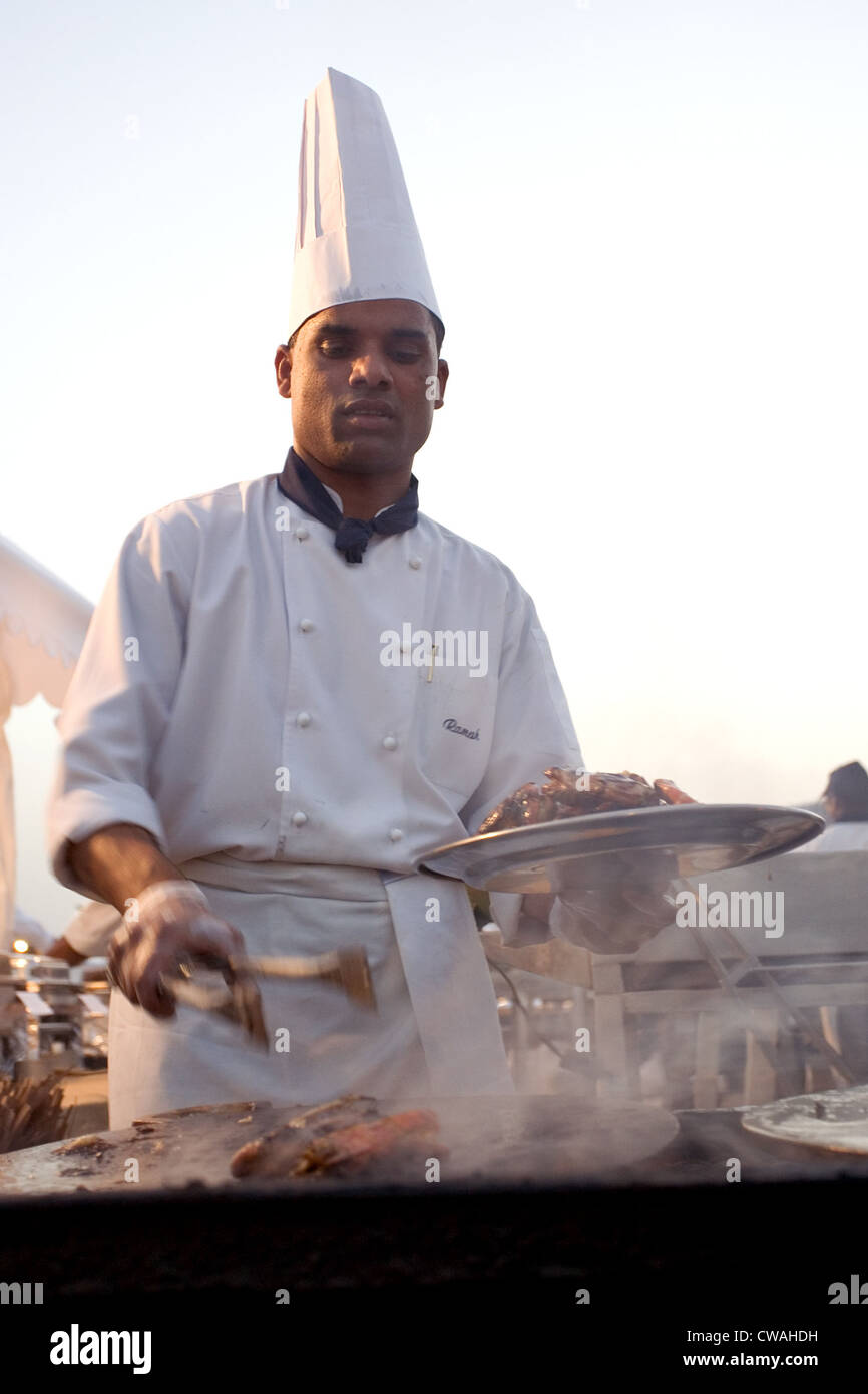 Dubai food courts hi-res stock photography and images - Alamy