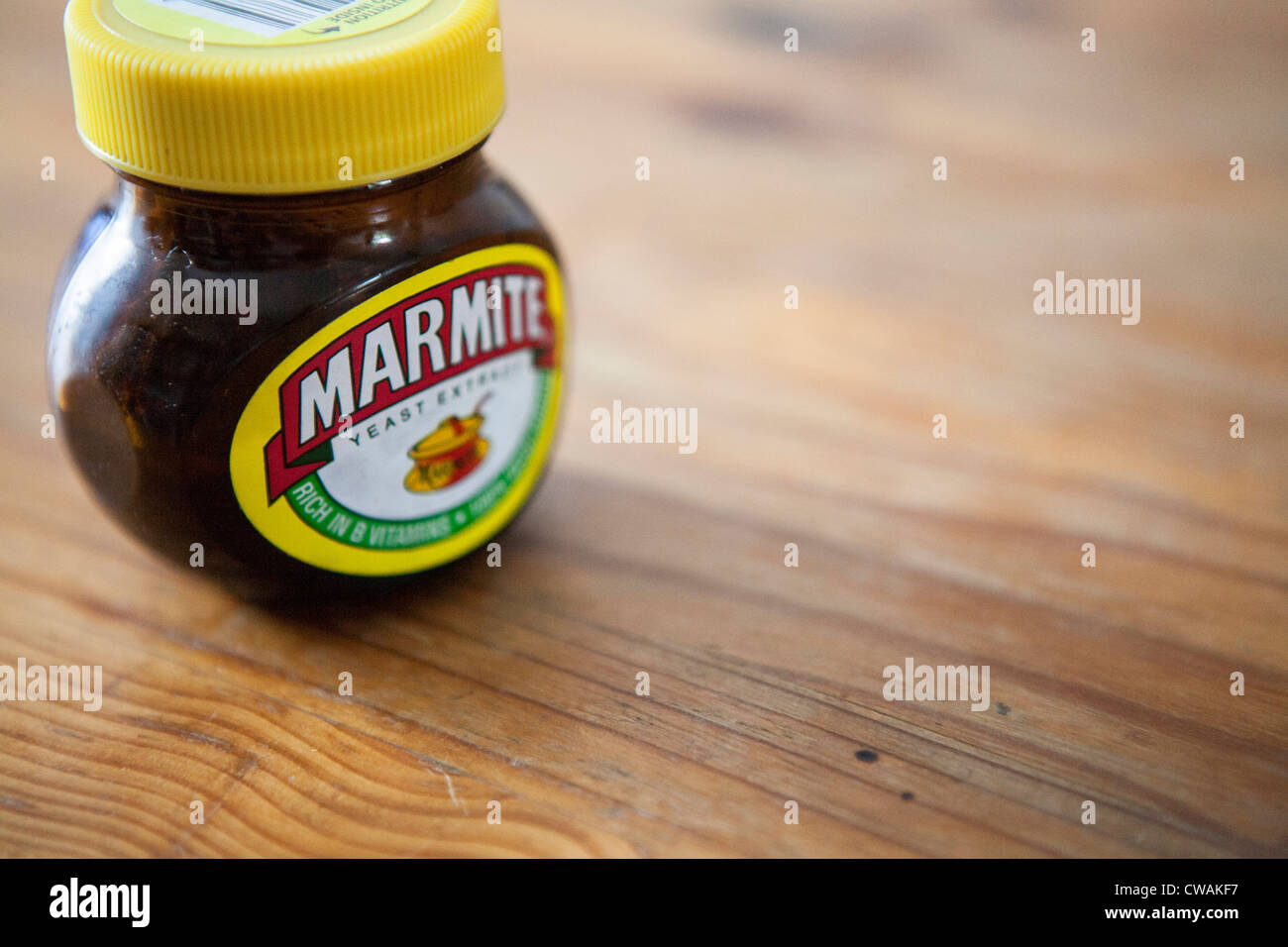 Jar of marmite hi-res stock photography and images - Alamy