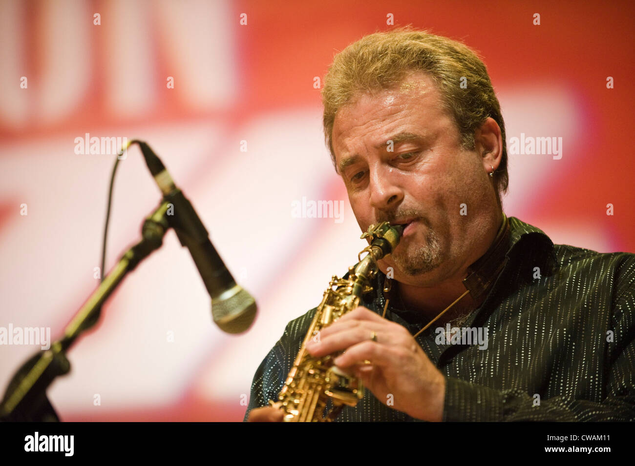 Garland tim hi-res stock photography and images - Alamy