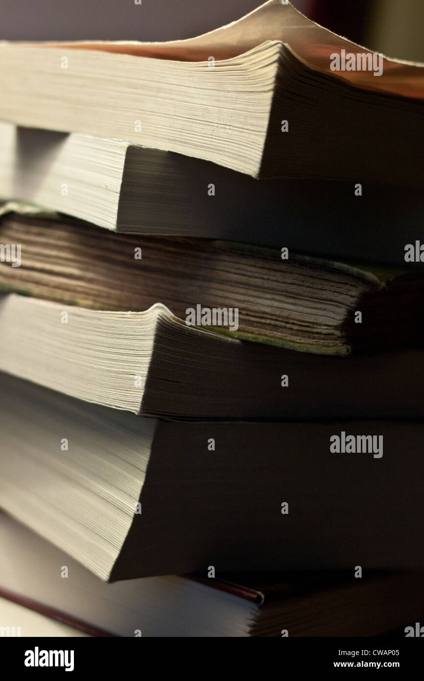 Old paperbacks hi-res stock photography and images - Alamy