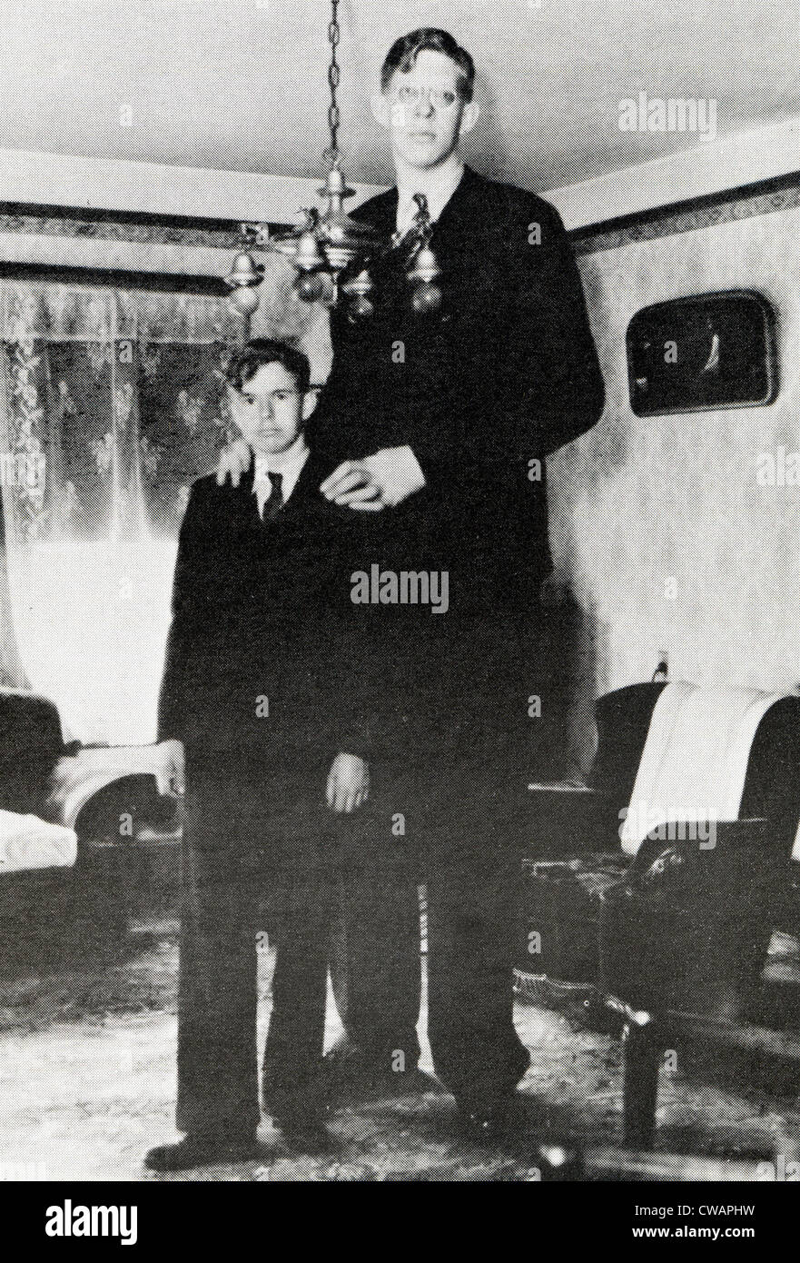 Robert Wadlow (1918-1940) World's Tallest man @ 8'11.1" 1938. Courtesy ...