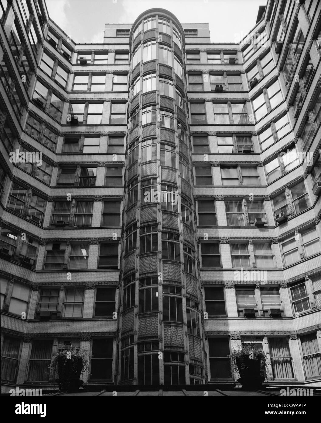 Rookery Building (1886), has a spiral staircase that ascends the ...