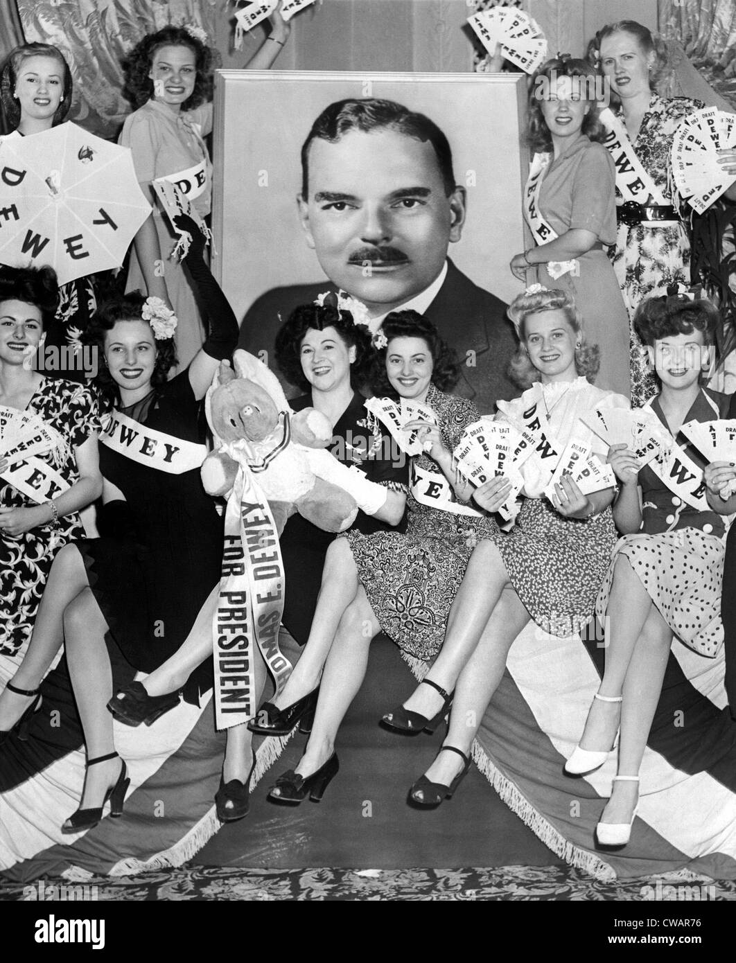 Thomas E. Dewey supporters at the 1944 Republican National Convention ...