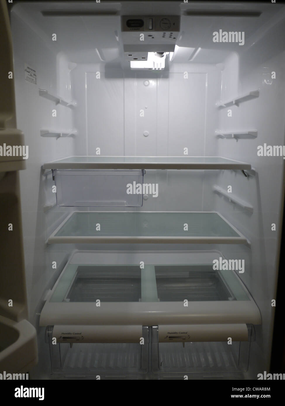 empty fridge refrigerator Stock Photo - Alamy