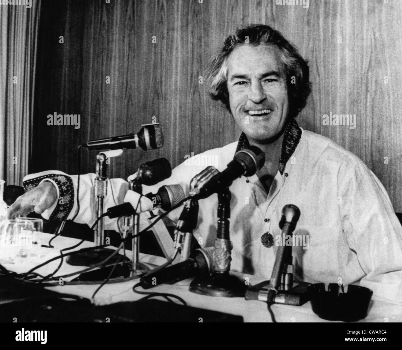 Timothy leary hi-res stock photography and images - Alamy