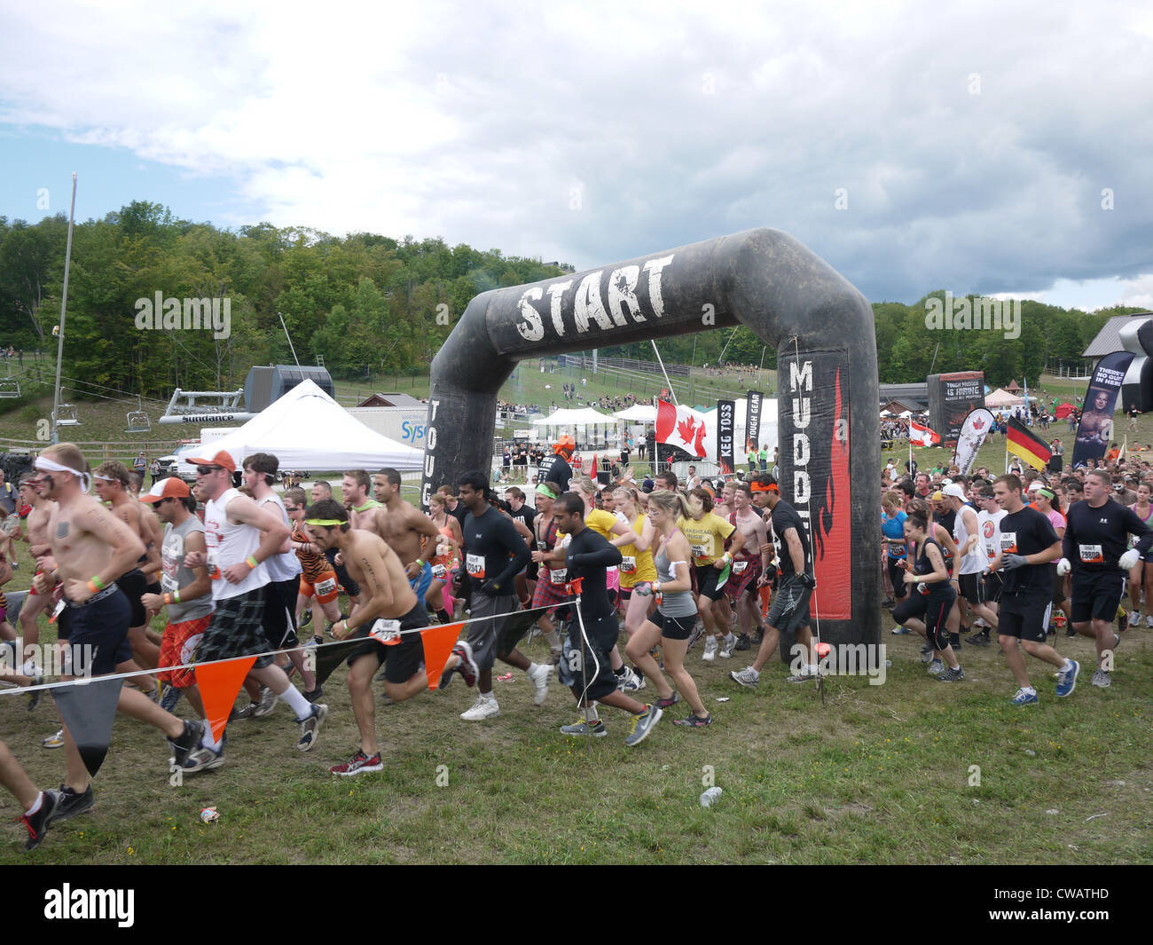 race start athletics people running racing Stock Photo - Alamy