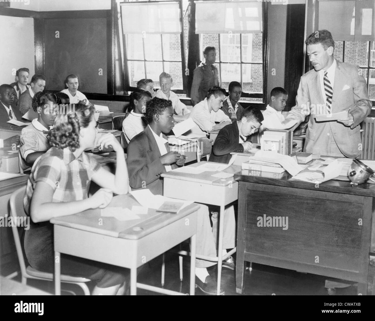 1950s classroom high school High Resolution Stock Photography and ...