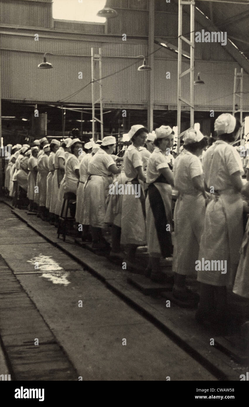 American women factory workers 1930s hi-res stock photography and ...