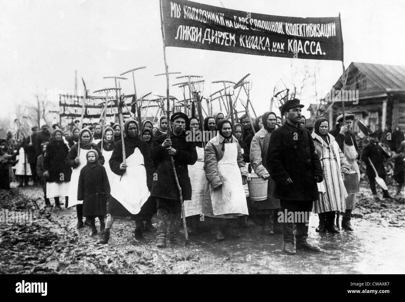 Soviet farmers, circa 1931. Courtesy: CSU Archives/Everett Collection ...