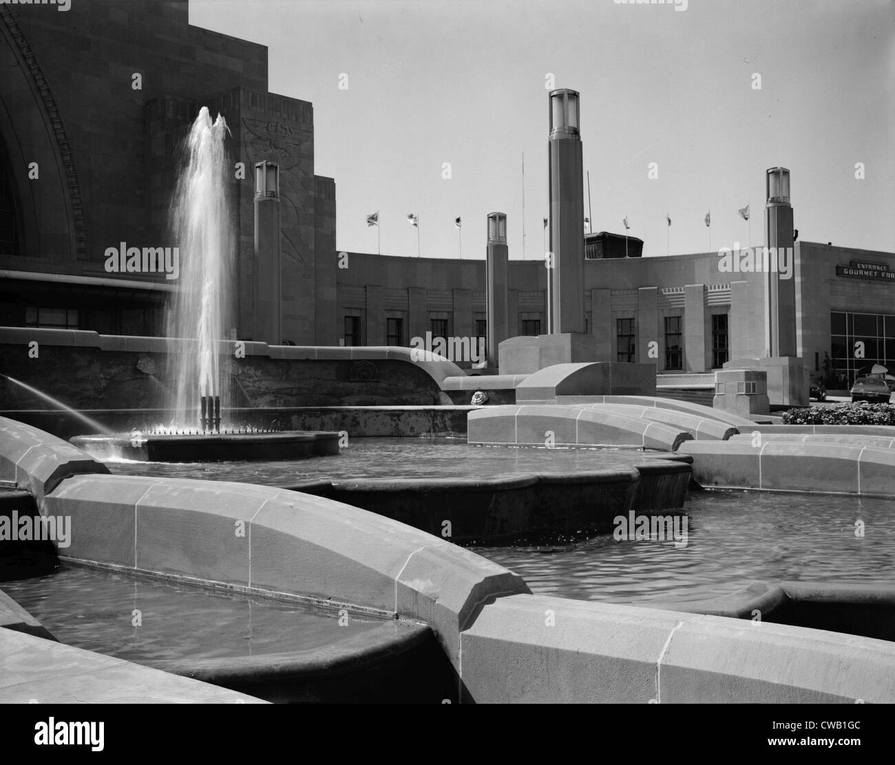 Cincinnati Union Terminal, detail of fountain, constructed in 1933 ...