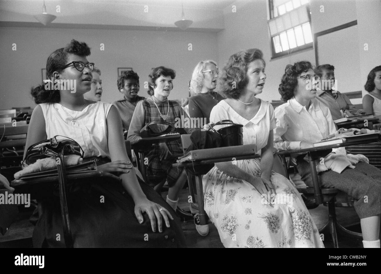 1950s classroom hi-res stock photography and images - Alamy