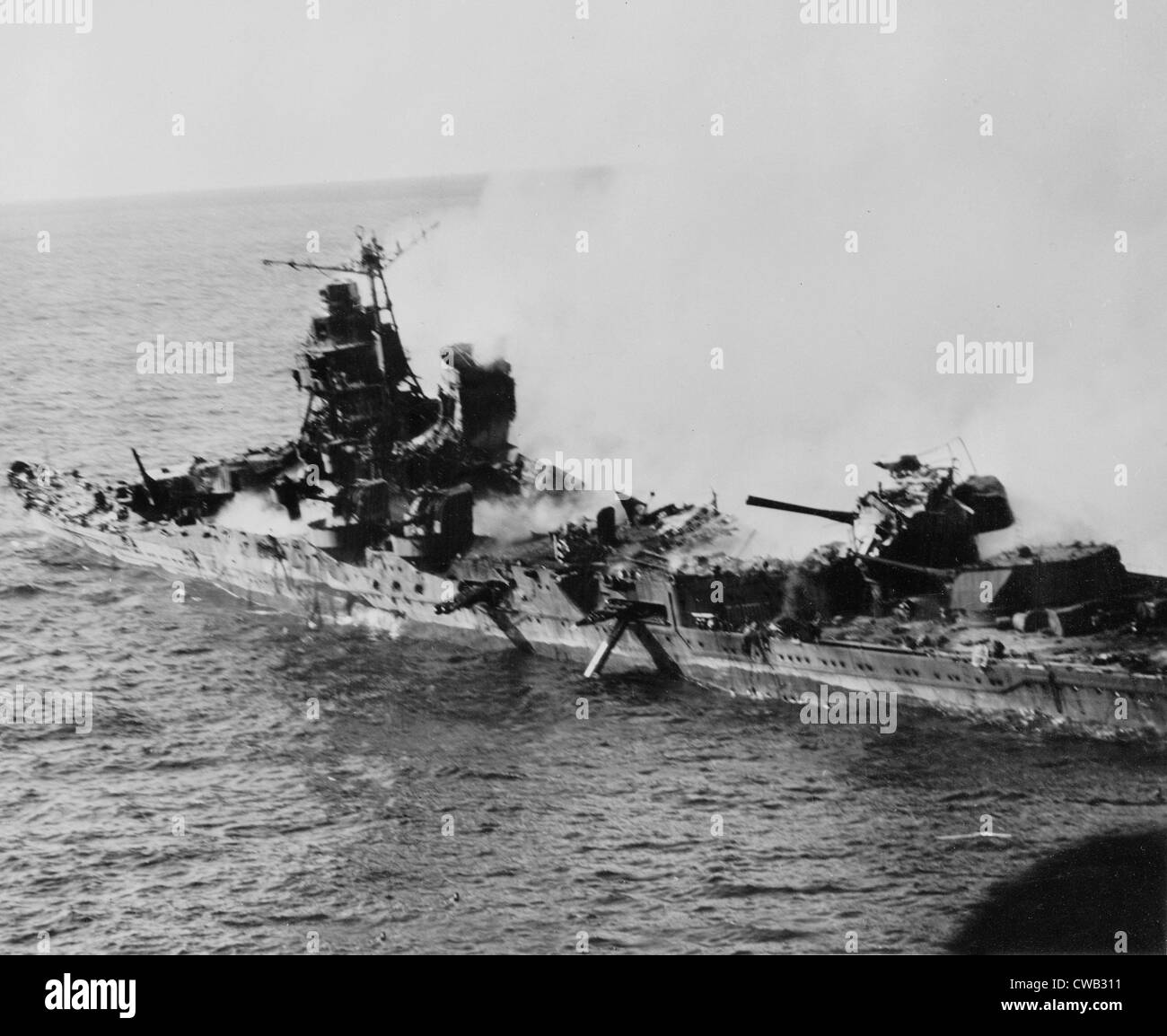 World war ii warship hi-res stock photography and images - Alamy