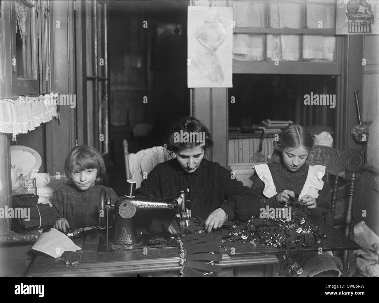 Child labor, making garters for Liberty Garter works, Mrs. Finkelstein ...
