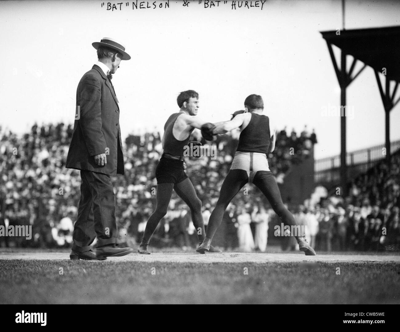 Boxing. Bat Nelson and Bat Hurley, boxing, ca. 1910s Stock Photo - Alamy