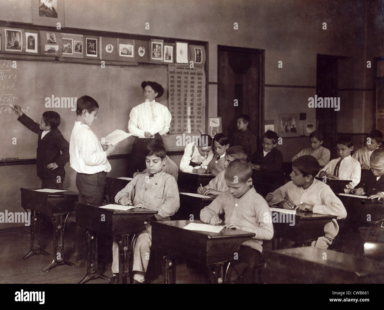 Historical photo school class hi-res stock photography and images - Alamy