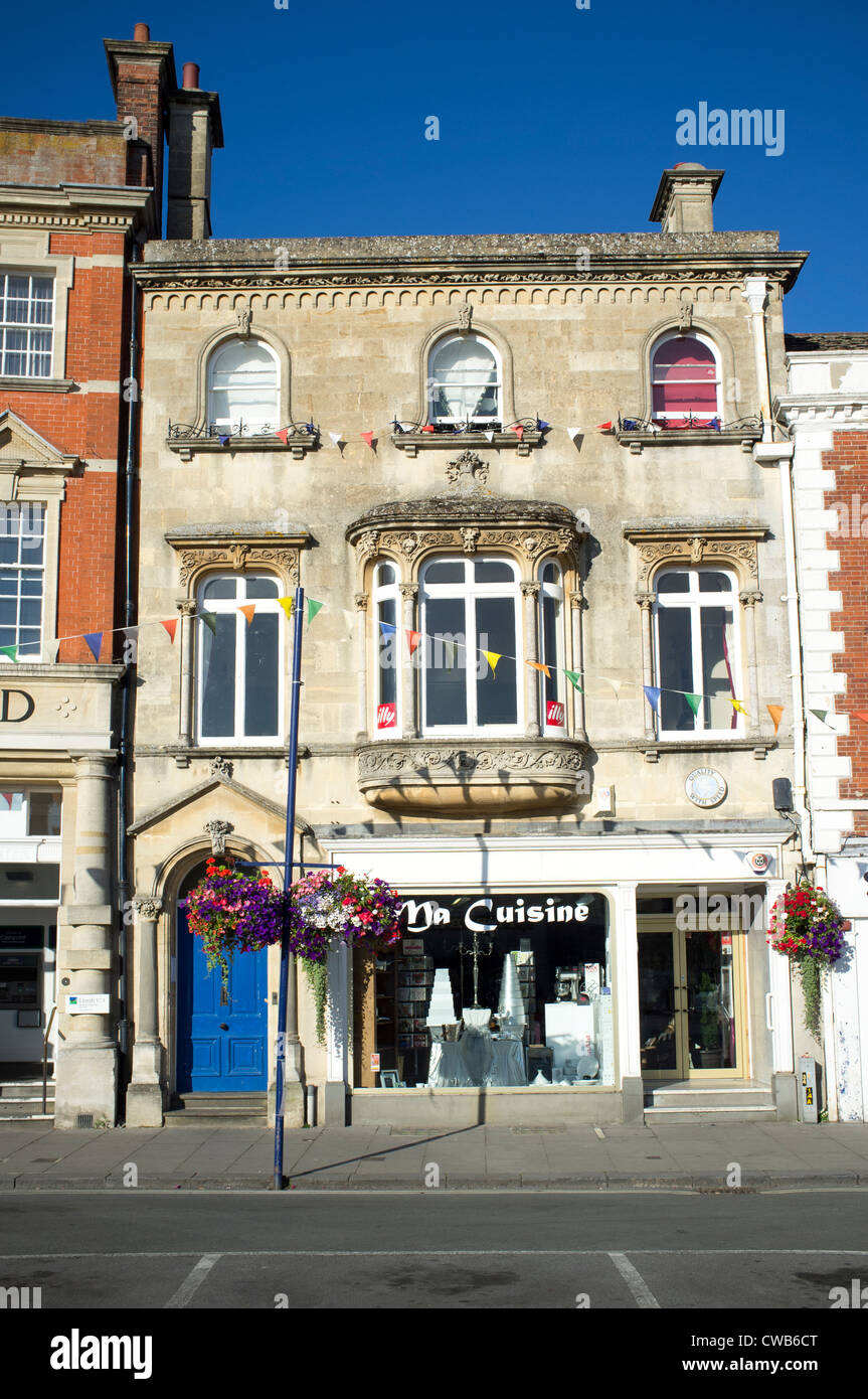 Ma Cuisine Kitchenware Shop Market Place Devizes Stock Photo - Alamy