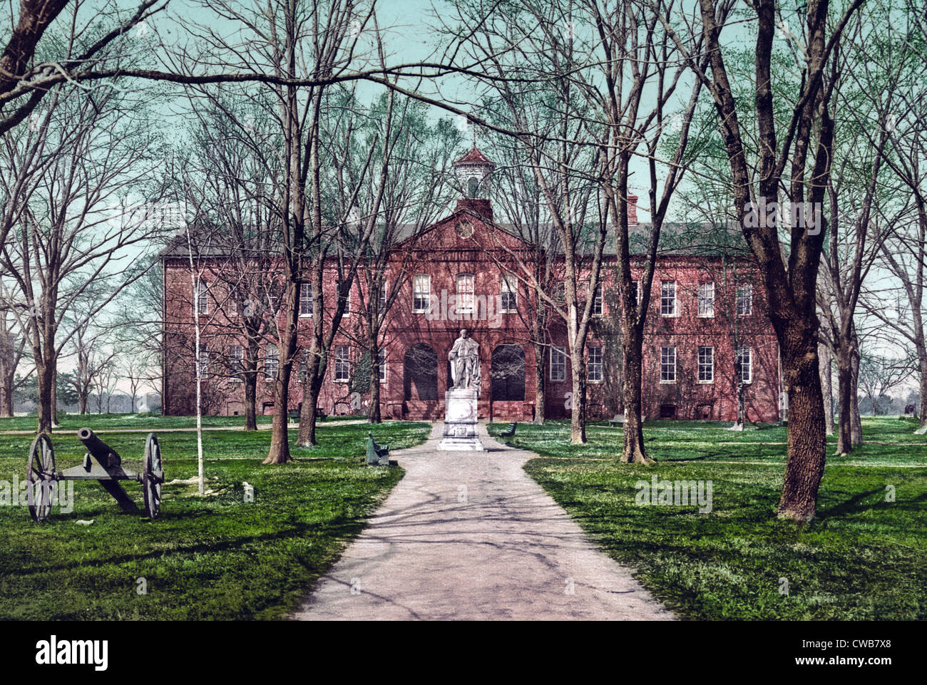The Sir Christopher Wren Building at the College of William and Mary in ...