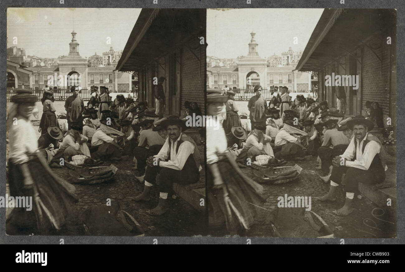 Fish market in Lisbon, Portugal, 1911 Stock Photo - Alamy