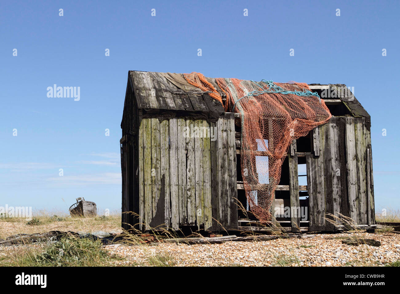 Abandoned beach shed hi-res stock photography and images - Alamy