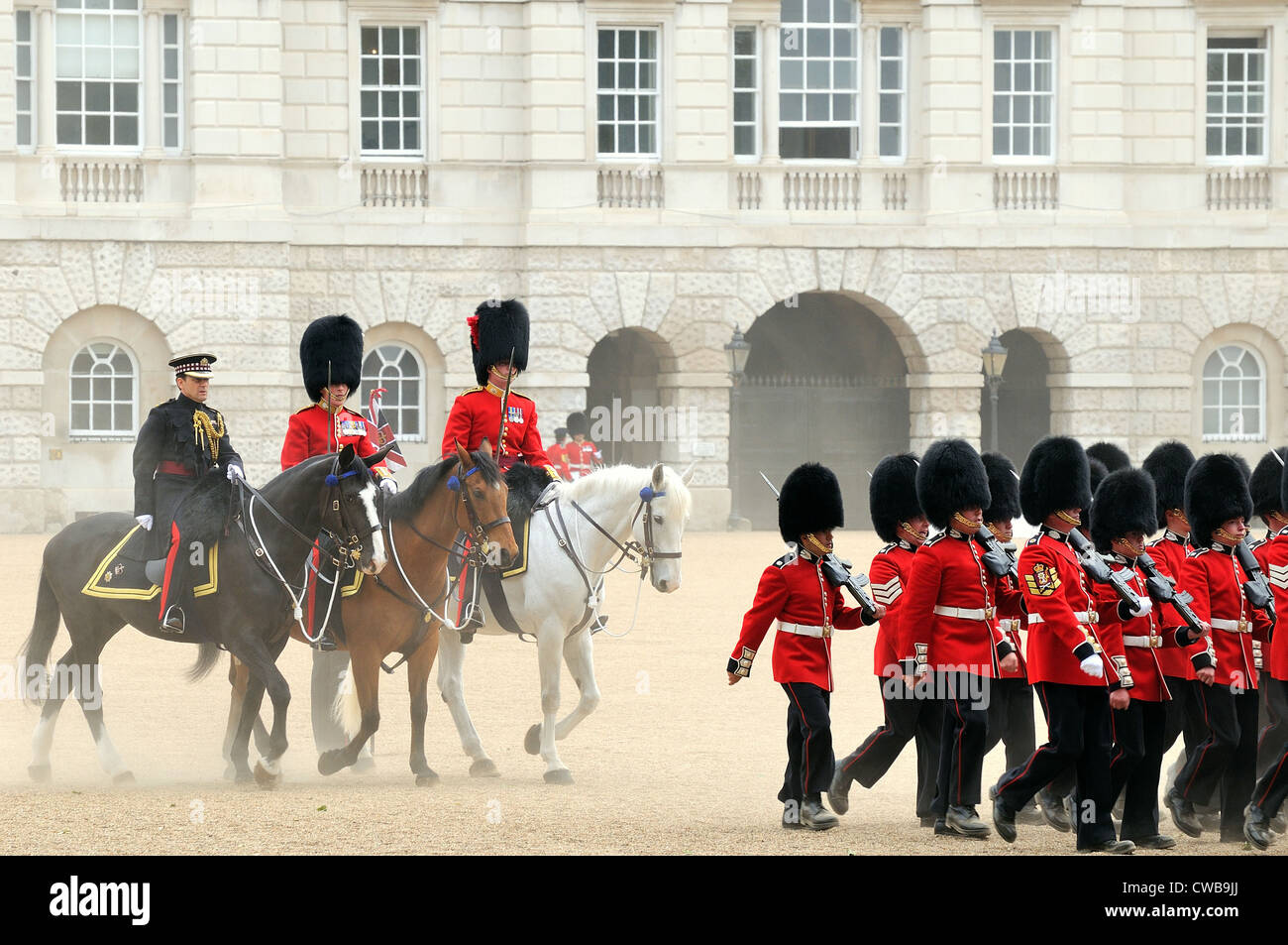 British soldiers on parade hi-res stock photography and images - Alamy