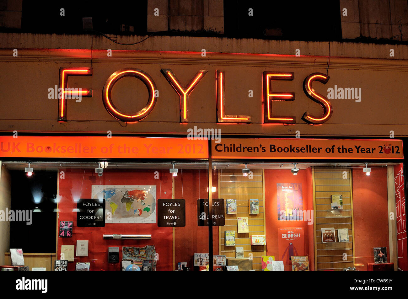 Exterior of Foyles bookshop at night Stock Photo - Alamy