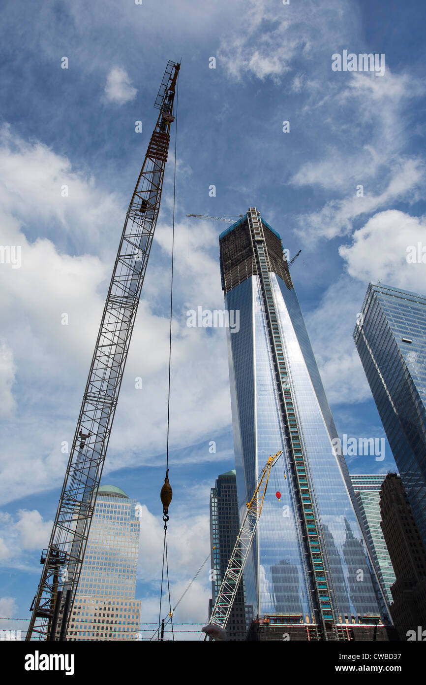 Freedom tower, World Trade Center One under construction Stock Photo ...