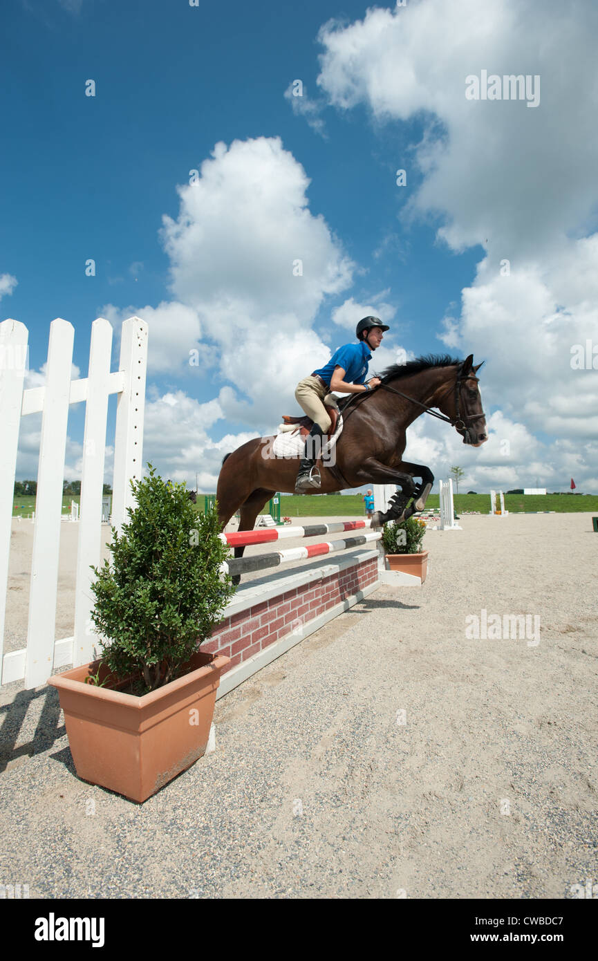 Equestrian sport hi-res stock photography and images - Alamy