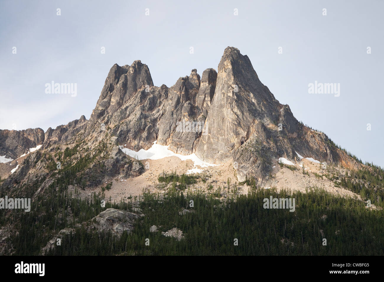 Liberty Bell Mountain from Washington Pass along the North Cascades ...