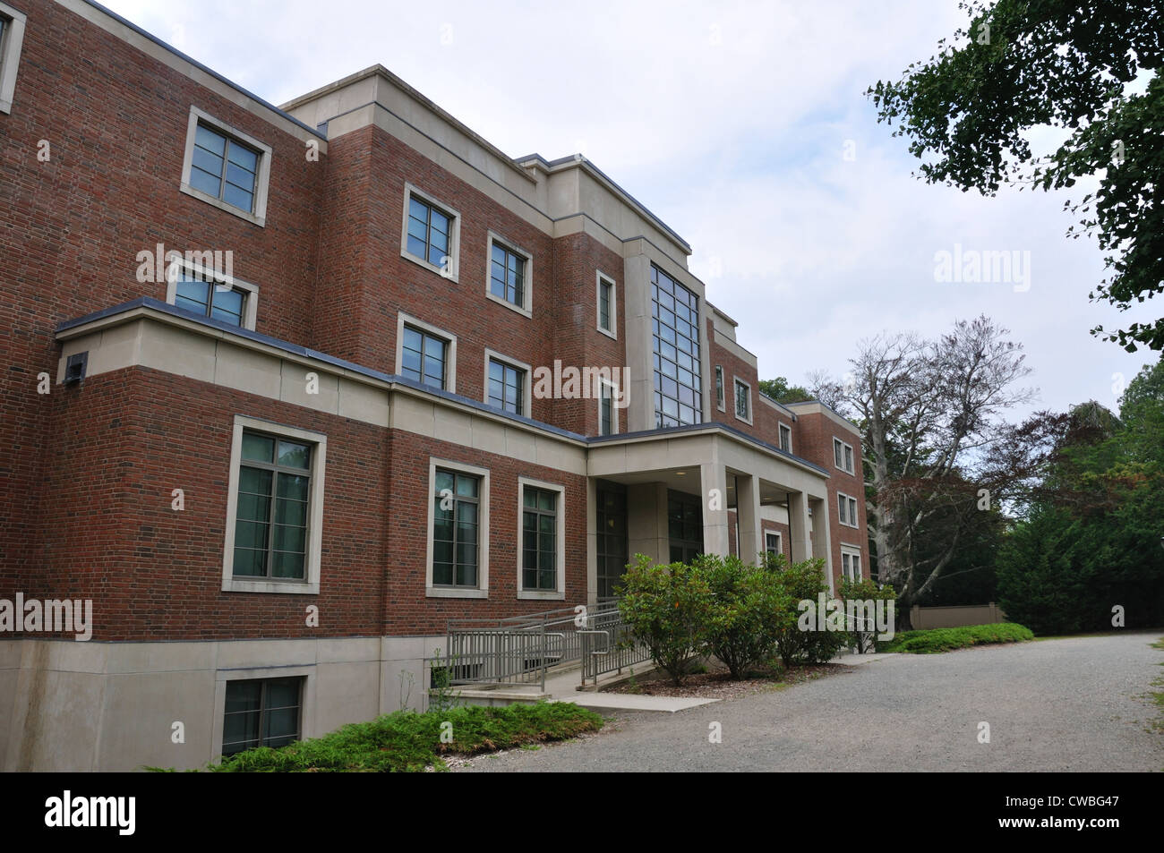 Salve regina university hi-res stock photography and images - Alamy