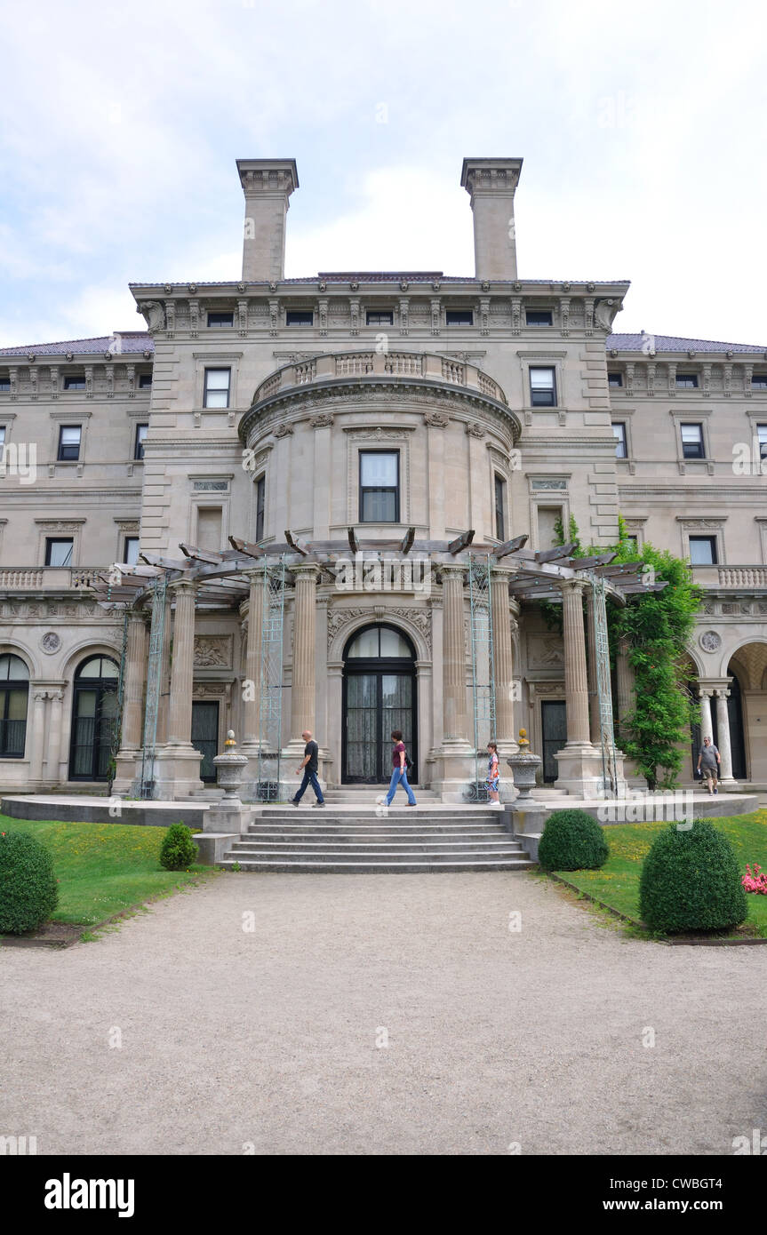 The Breakers mansion, Newport, Rhode Island, USA Stock Photo - Alamy