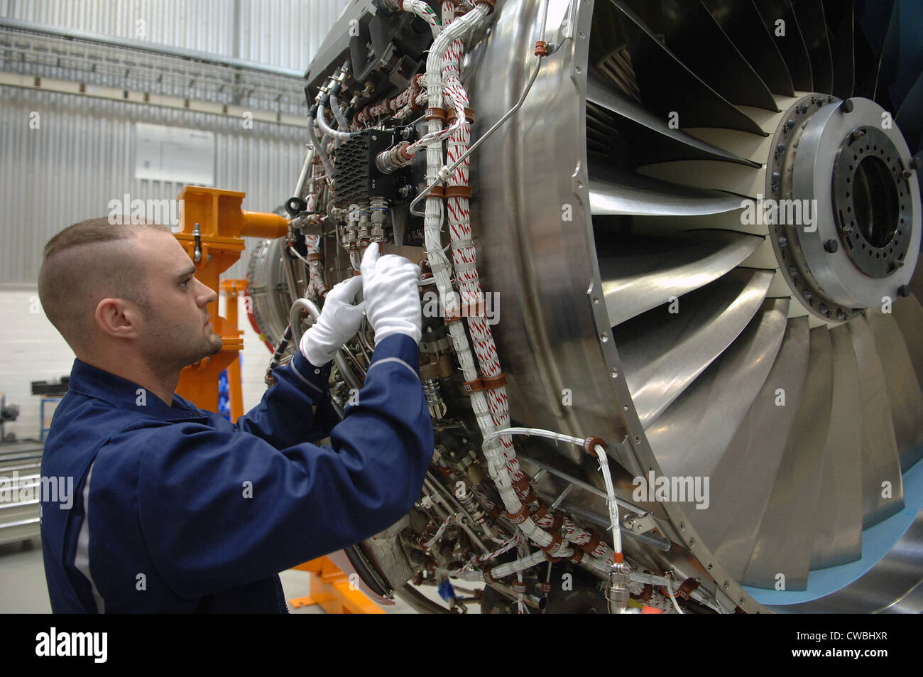 V2500 engine rolls royce dahlewitz germany hi-res stock photography and ...