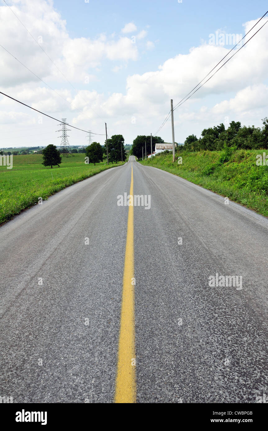 Rural road, Amish Country, Pennsylvania, USA Stock Photo - Alamy