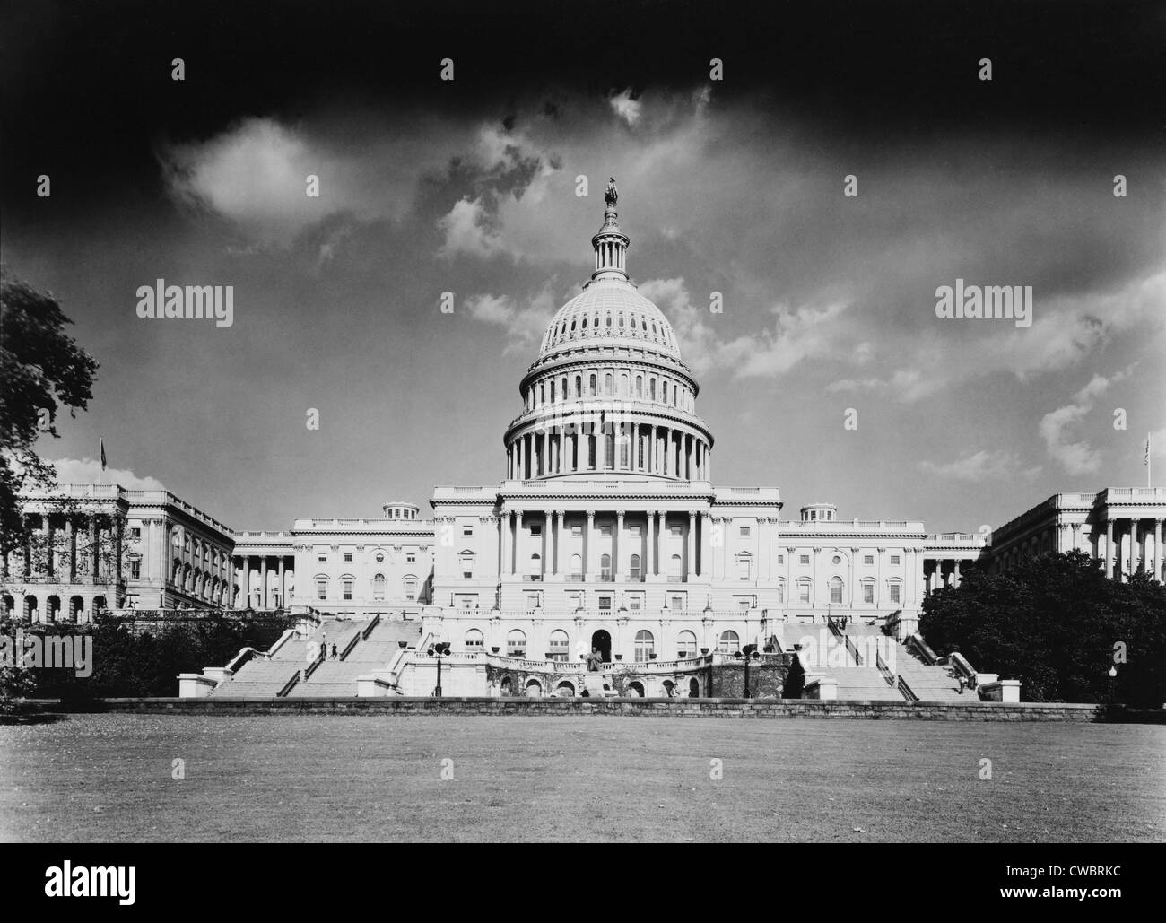 West front of U.S. Capitol in 1941 from the Mall Stock Photo - Alamy