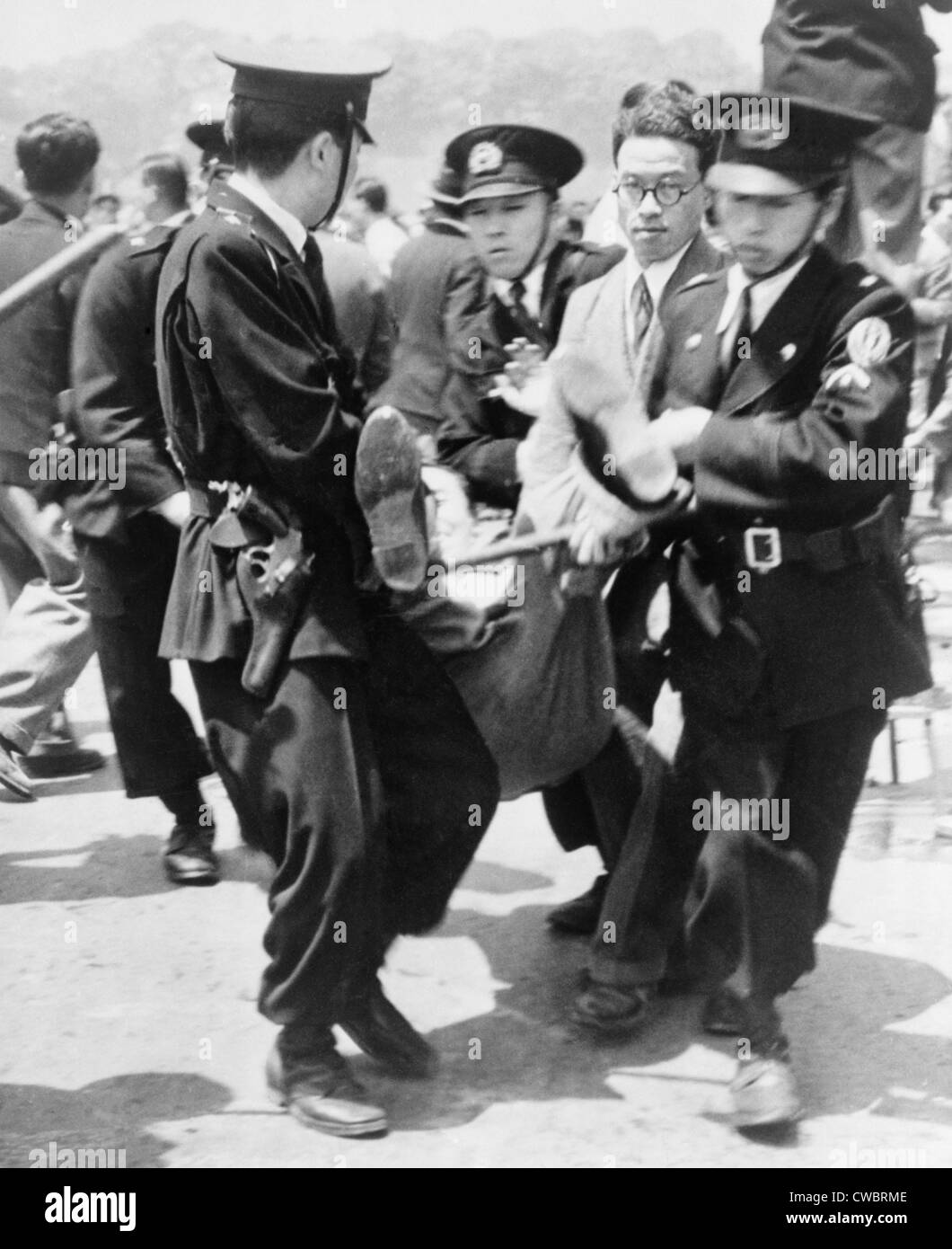 Japanese police Black and White Stock Photos & Images - Alamy