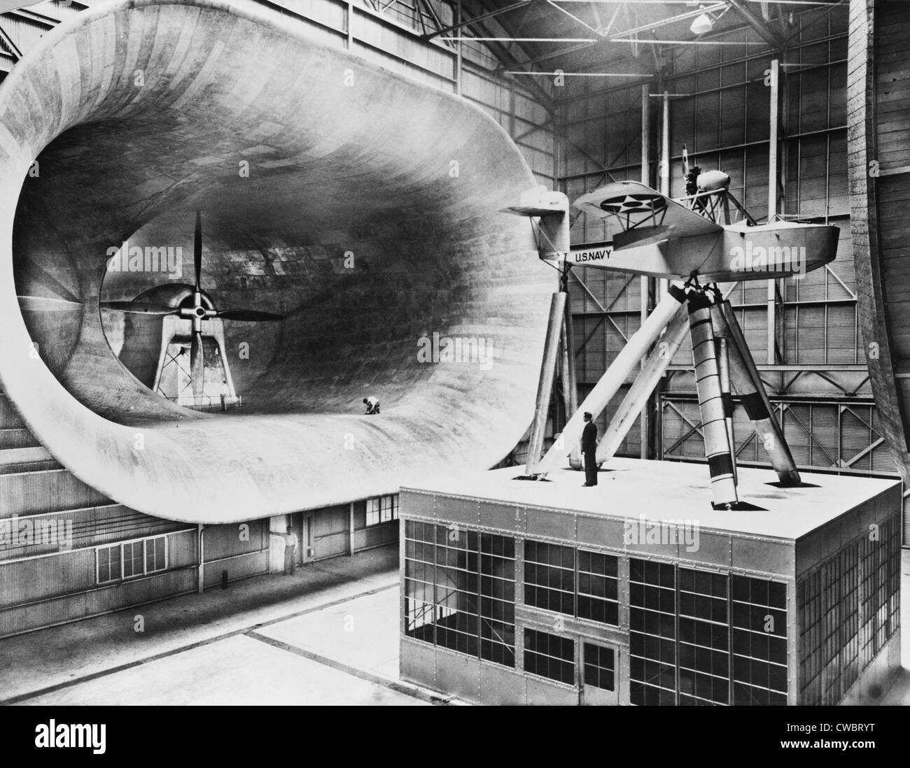 Wind tunnel testing hi-res stock photography and images - Alamy