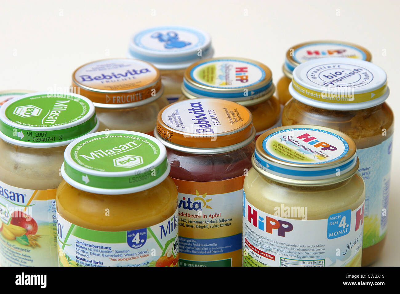 Pulp supplementation hi-res stock photography and images - Alamy