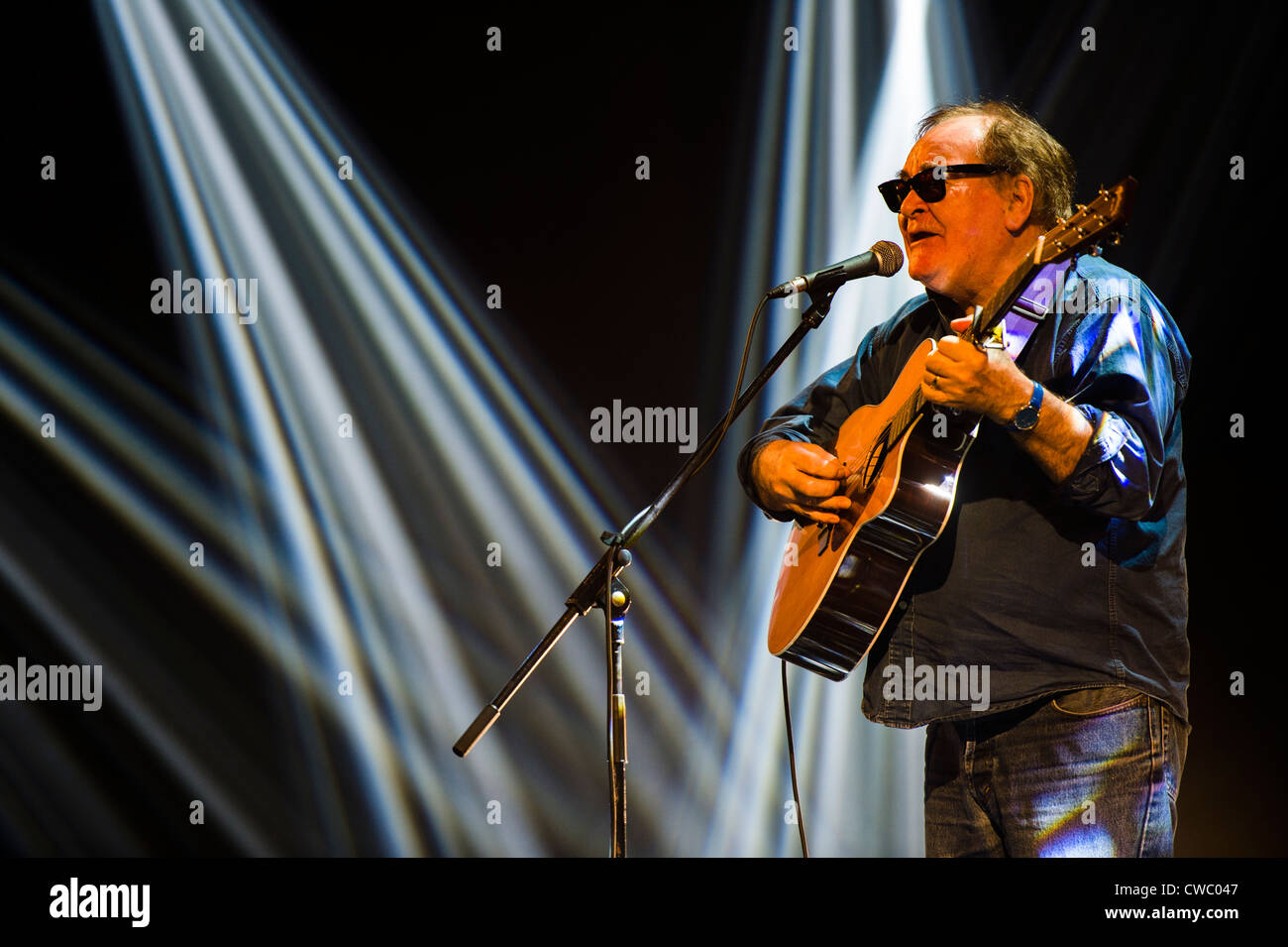 Meic hi-res stock photography and images - Alamy