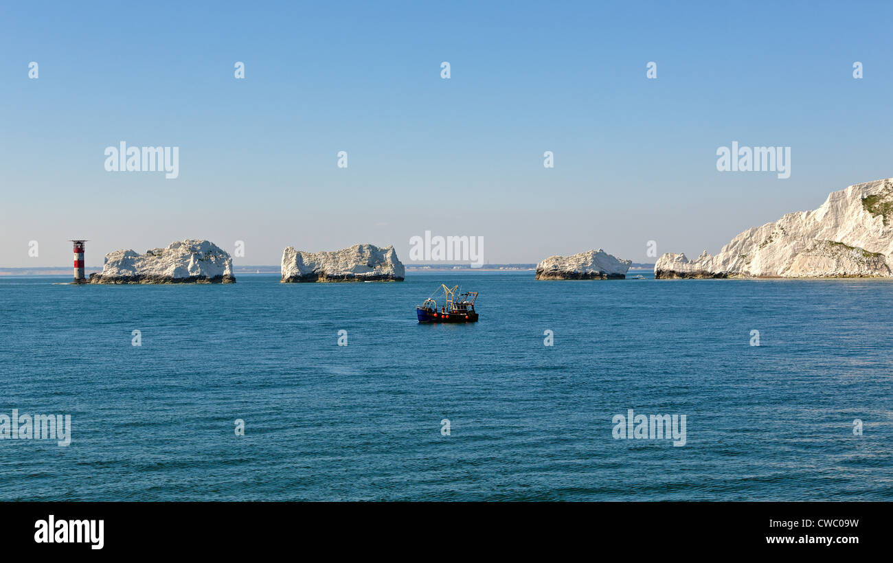 Isle of wight needles boat hi-res stock photography and images - Alamy