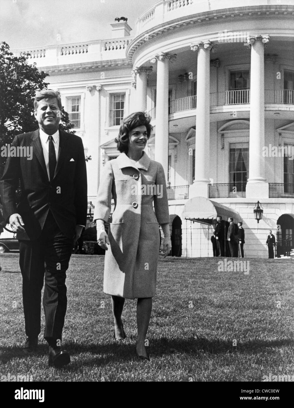 President and Mrs. John F. Kennedy walking on the south lawn of the ...