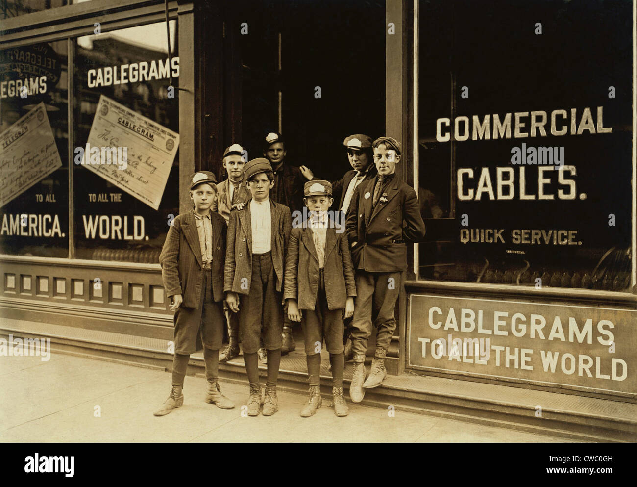 1900s communication hi-res stock photography and images - Alamy