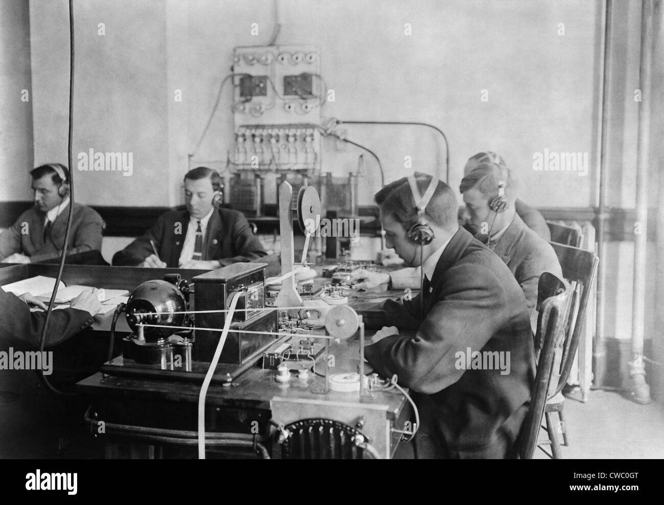 Marconi wireless telegraph hi-res stock photography and images - Alamy