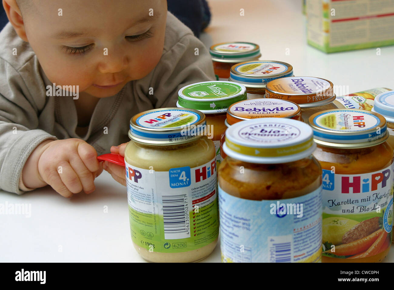 Baby baby food Stock Photo - Alamy