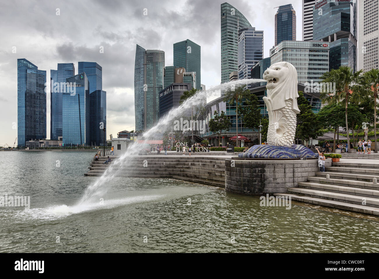 Merlion fountain in Singapore Stock Photo - Alamy